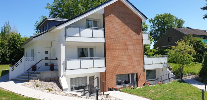 Wohnung Mit 2 Sonnenbalkonen - Neustadt in Holstein