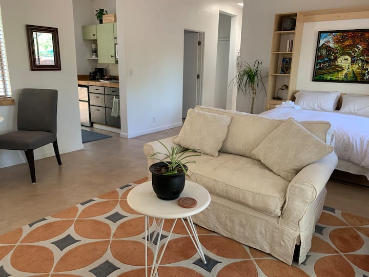 Cute Casita On The Eastside. No Cleaning Fees! - Catalina Foothills, AZ