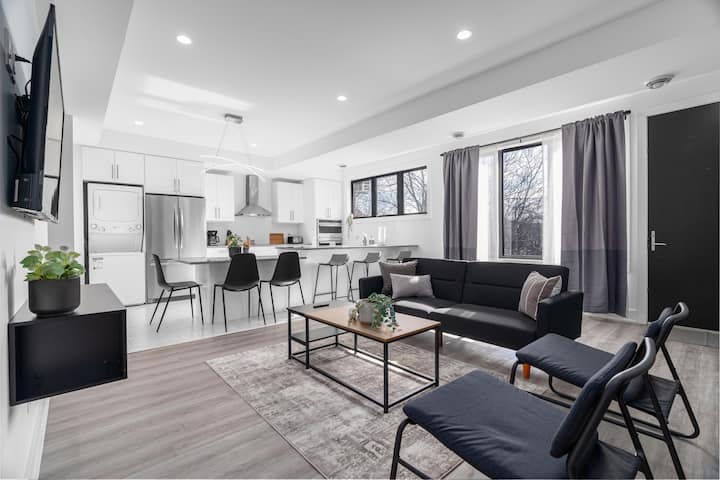 Rentx|penthouse Suite|central London|parking/wi-fi - London, ON, Canada