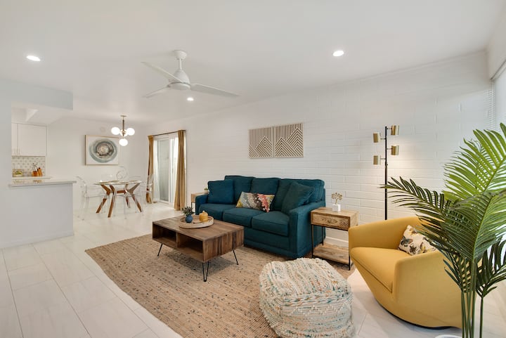Heart Of Scottsdale - Stylish 2 Bed/2 Bath Condo - Scottsdale, AZ