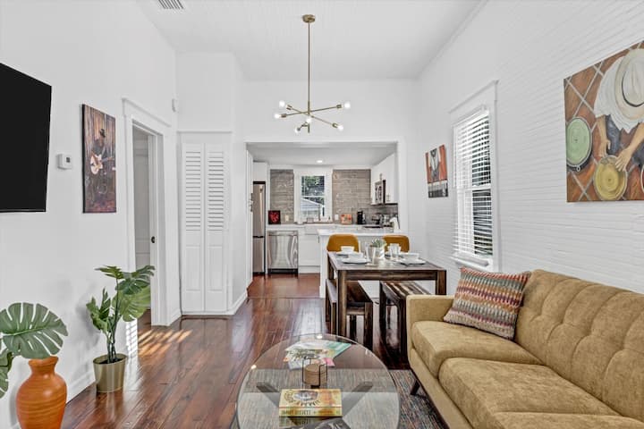 Casita Ybor - Historic 2/1 - So Beautiful! - Tampa, FL