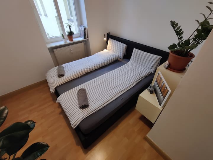Welcoming Room Near Alexanderplatz! - Berlin