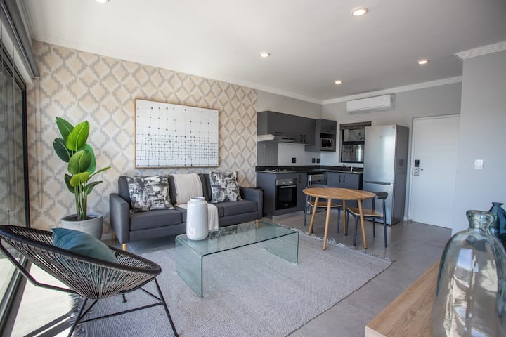 The Space To Be @ Gateway - Bamboo Brilliance - Umhlanga