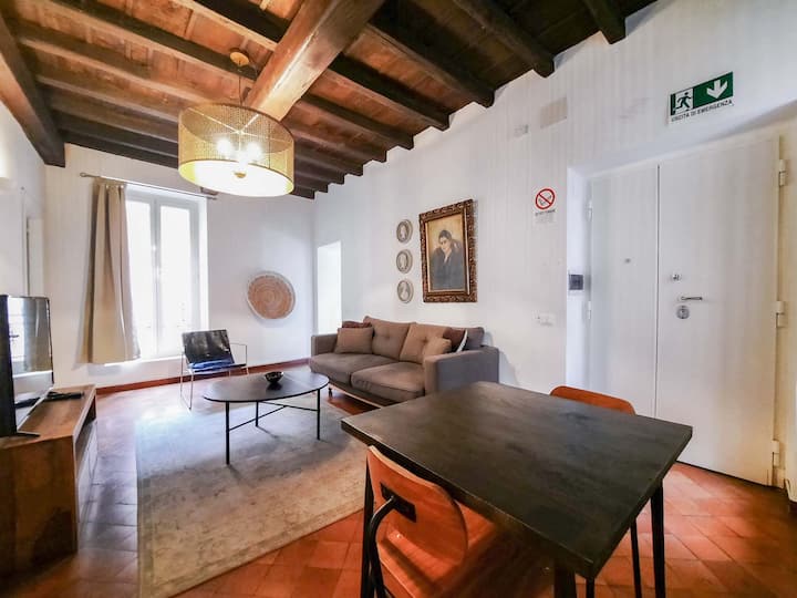 Beautiful Campo De Fiori Suites By Sonder - 