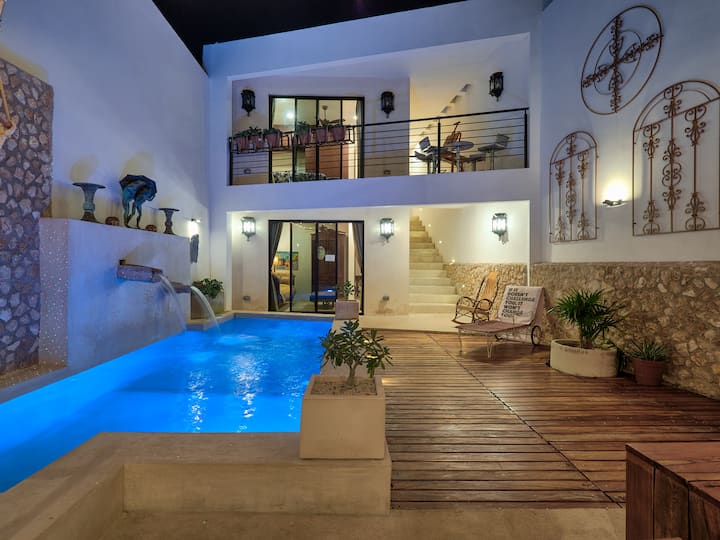 Magnificent Colonial House City Center - Mérida