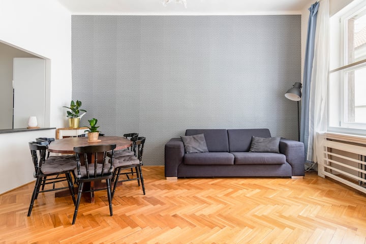 Calm & Spacious 2 Bedroom Apt. By Wenceslas Sq. - Praga
