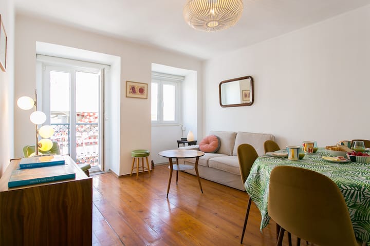 Charming Apartment In Alfama W/ Panteao View - Portugal