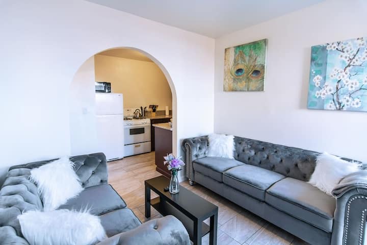 Charming 2 Bedroom With Fenced Yard #1339 - Monterey Park, CA