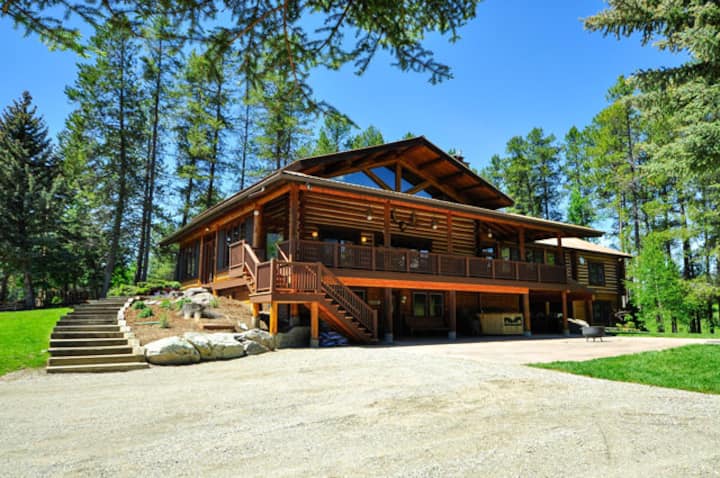 Large 5 Bedroom House With Loft On Beautiful Ranch - Montana