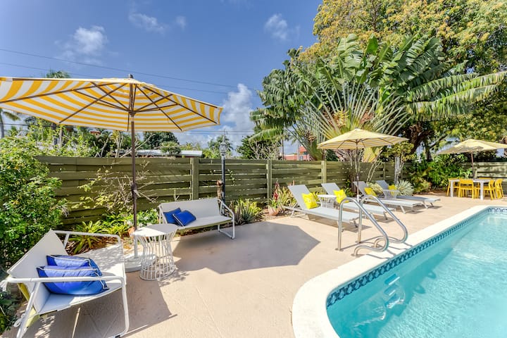 Newly Renovated Beach House, Heated Pool, 4 Br - Fort Lauderdale