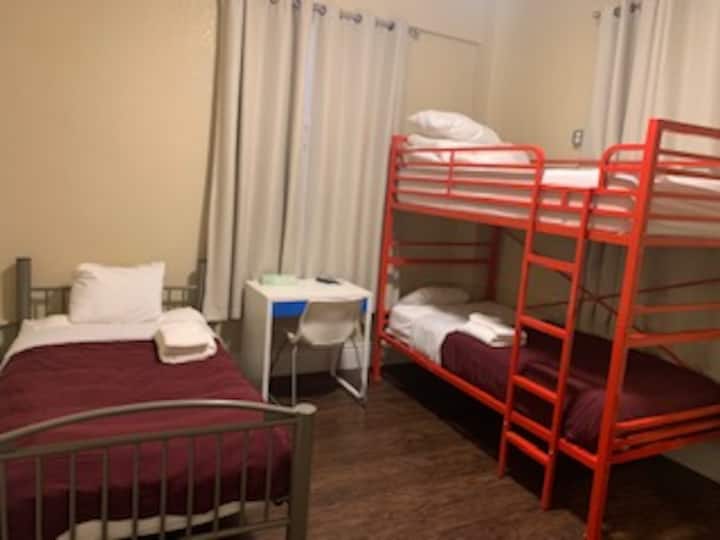 Orange Village Hostel- 3  Bed Room W/shared Bath - San Francisco, CA