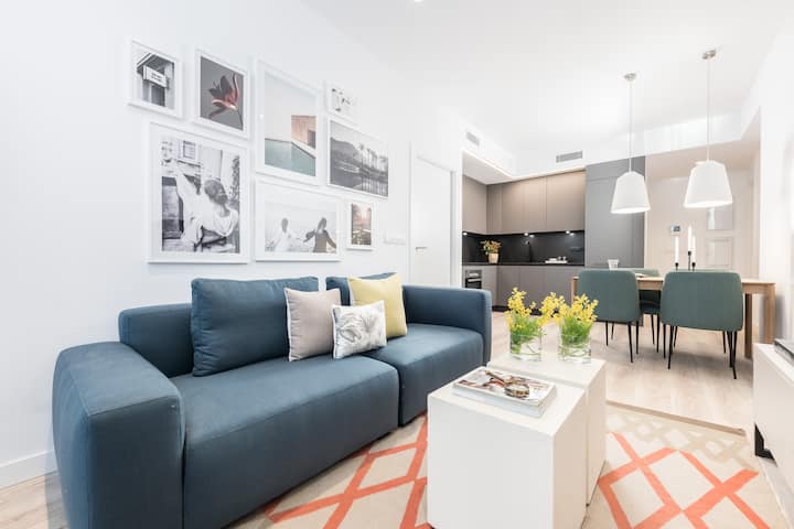 Homeclub | Design Apartment With Terrace - Barcelona