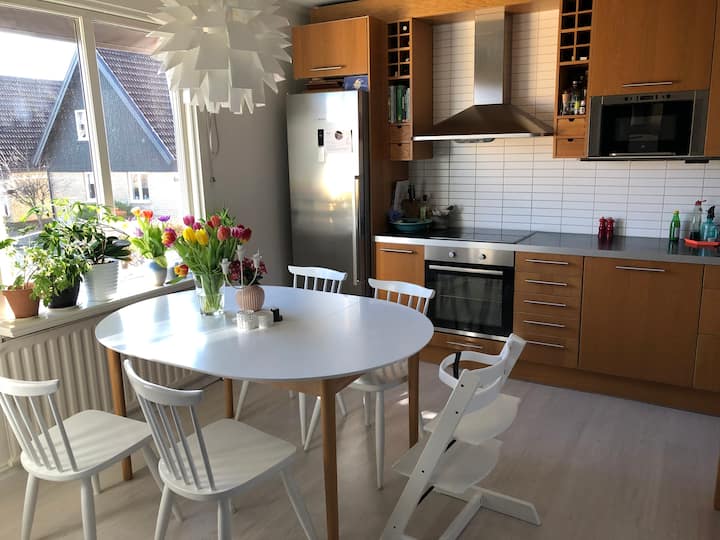 Trevligt Radhus Nära Citycentrum Och Strand - Halmstad