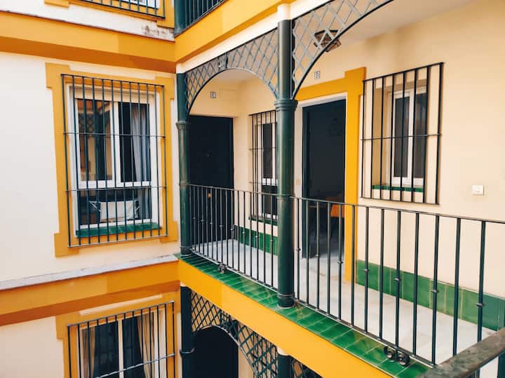 Estudio Rufina.tranquilidad ,Alameda De Hércules! - Seville