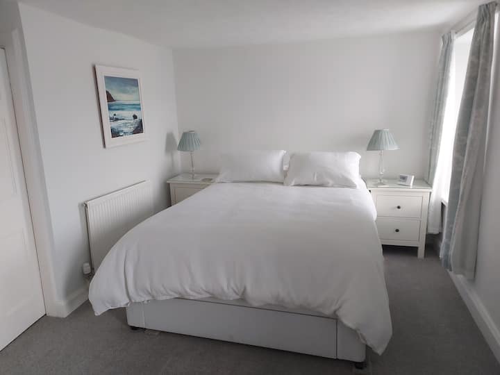 Cosy 2 Bedroom House With Free On Street Parking - Kirkcudbright