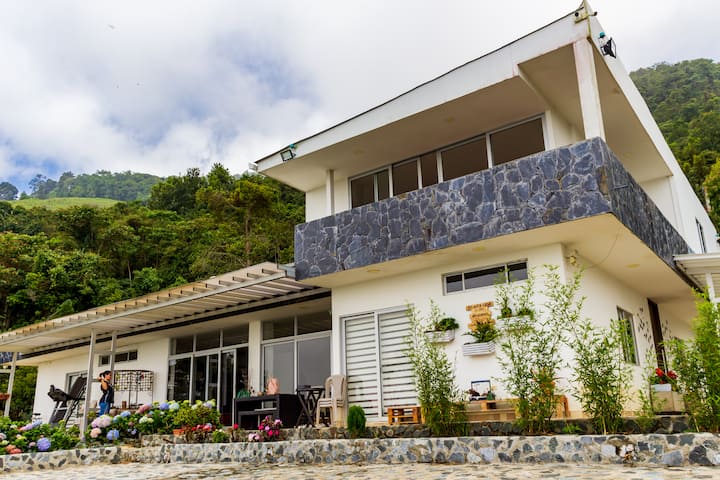 Casa De Campo El Ensueño - La Cumbre