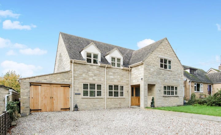 New Home Away From Home In The Cotswolds - Burford