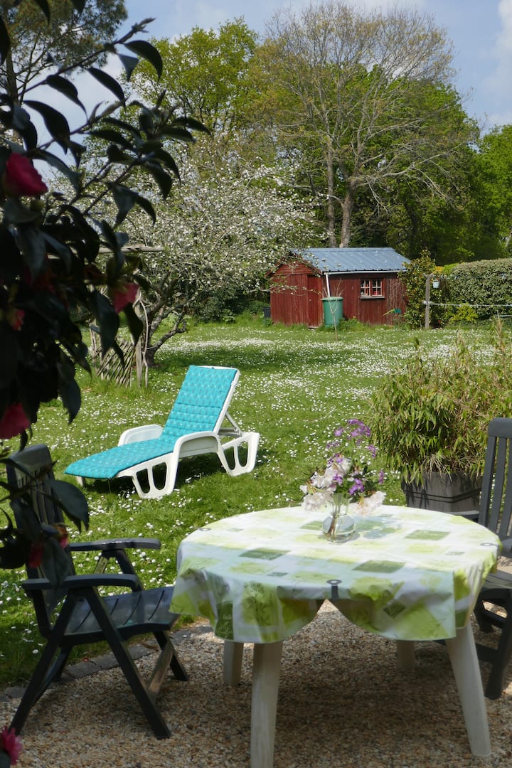 Grand Studio Duplex Avec Jardin - Carnac