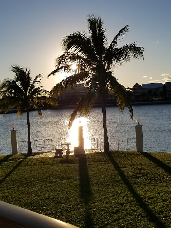 Our Bahama Paradise
Obera Condo - Freeport