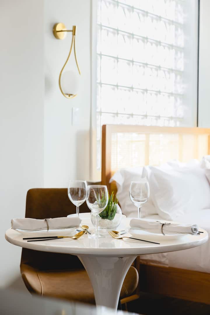 Deluxe Queen Room In Boutique Art Hotel -