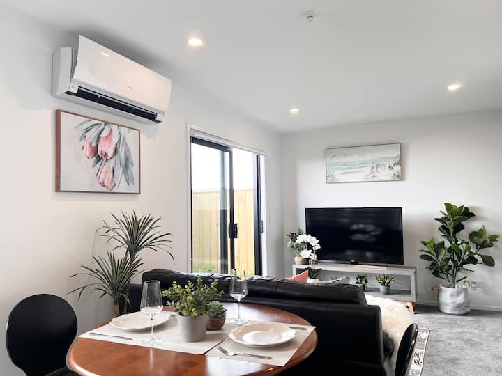 Deluxe Entire Townhouse On Hereford With King Bed - Christchurch