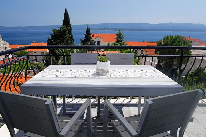 Seaview Oasis:heated Pool,free Parking 2br/2ba Gem - Bol