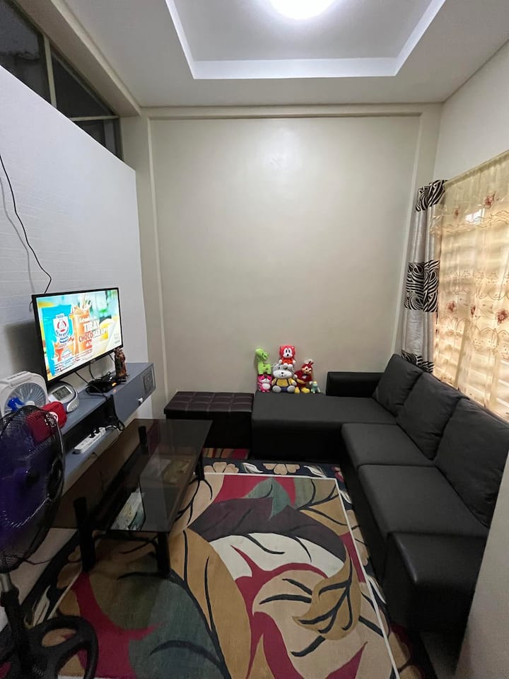 2-storey Rental Unit W/ Garage In Balanga Bataan - Abucay