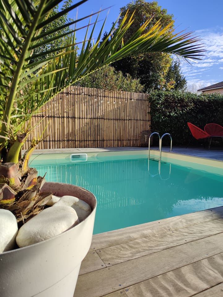 Villa Avec Piscine Privée,jardin Proche Centre Bx. - Bordeaux
