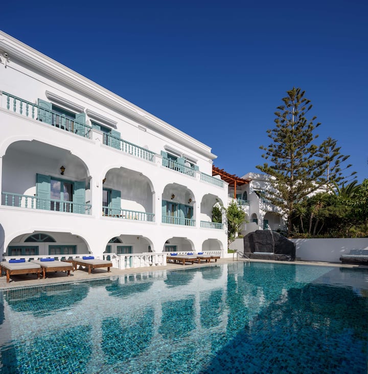 Armonia Hotel - Classic Room C - Santorini