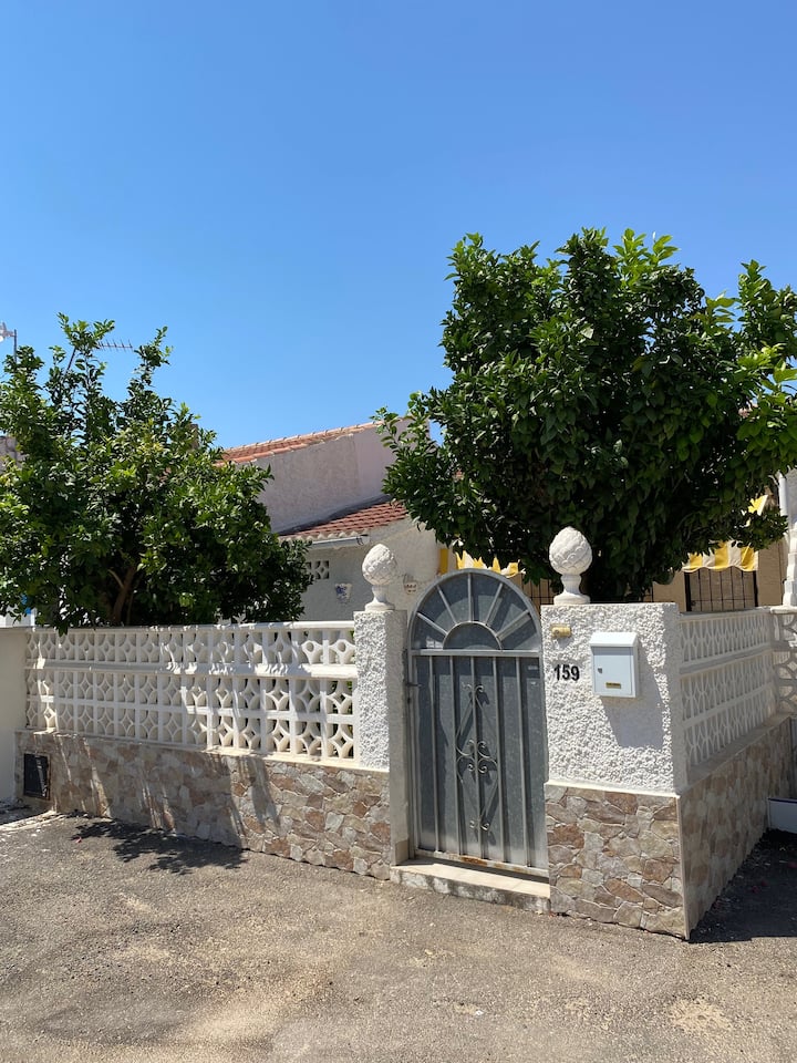 Jolie Maison  Proche Des Plages - Torrevieja
