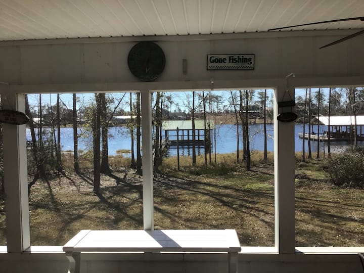Lake Front With Boat Lift. Near State Park. - Three Rivers State Park, Sneads