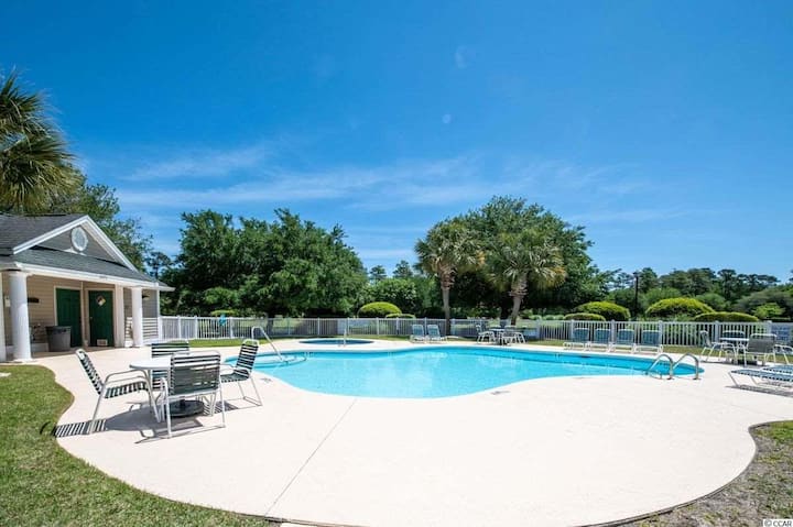 Eagle & Birdie - 3 Bedroom 3 Bath On Golf Course! - Pawleys Island, SC