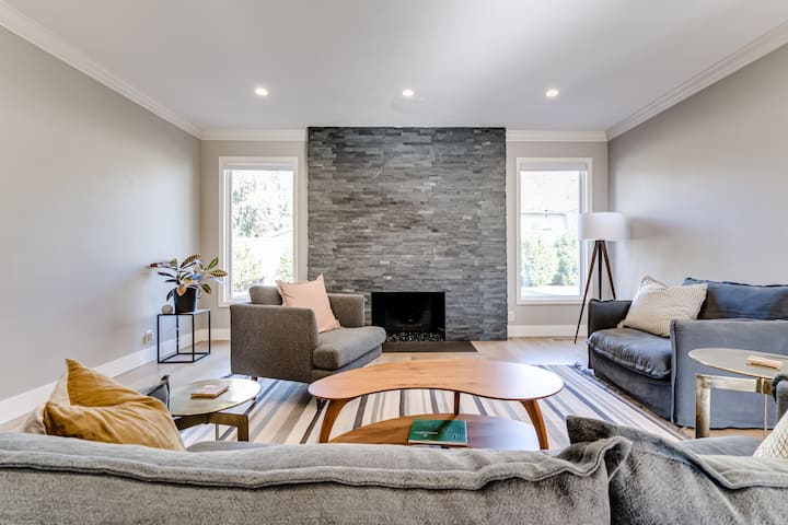 Stunning Home In Elite Neighborhood. 3mi To Autzen - Eugene, OR