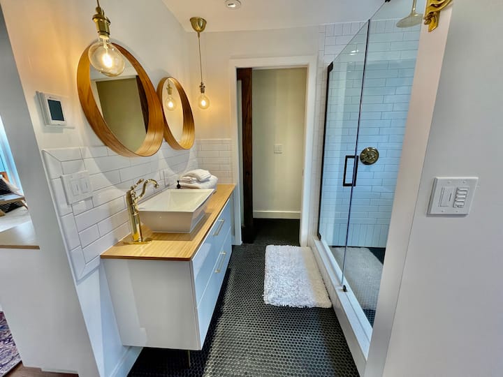 Luxury Spa Retreat Studio For 1-2 Guests - Piedmont - Portland