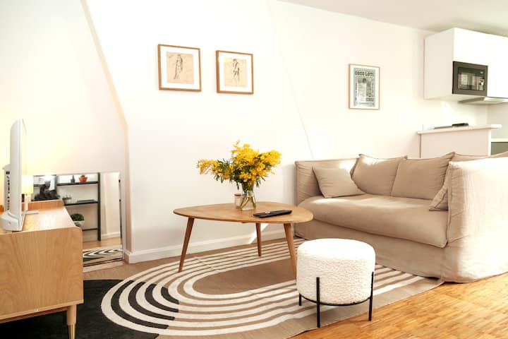 Joli Appartement 2 Chambres En Plein Centre Paris -