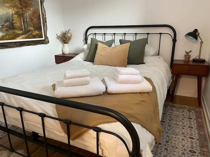 Cozy Guest Suite In Cathedral - 雷吉納