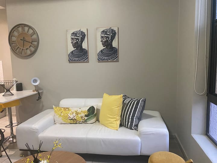 Spectacular Rosebank 1-bed Condo Free Wifi - Johannesburg