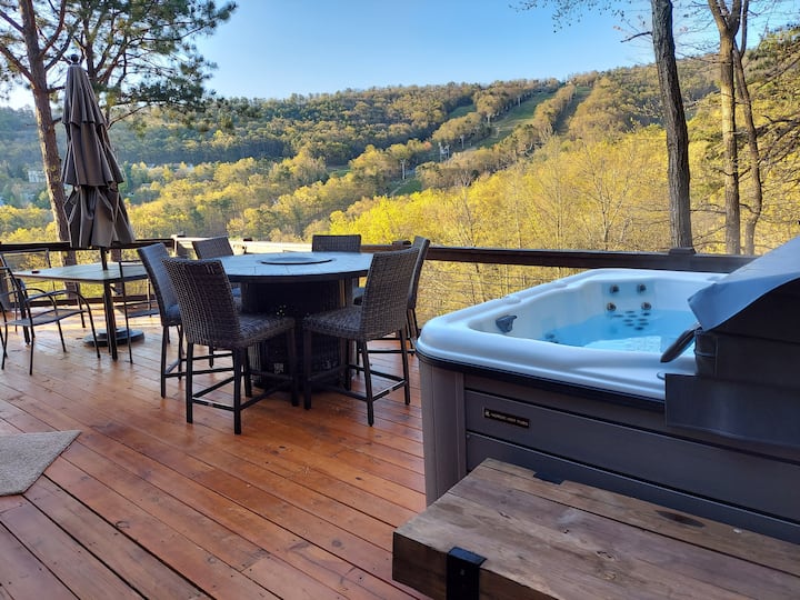 King Lodge: 5000sf 7 Br Hot Tub Amazing Views! - Massanutten, VA