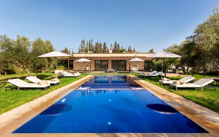 Belle Villa, Piscine Chauffée, à 8 Minutes Centre - Marrakech