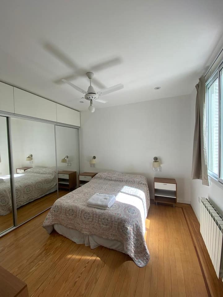 Spacious Floor In The Heart Of Recoleta - Buenos Aires