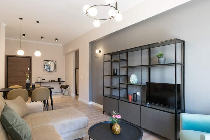 Elysium Central Apartment With Balcony - Athen
