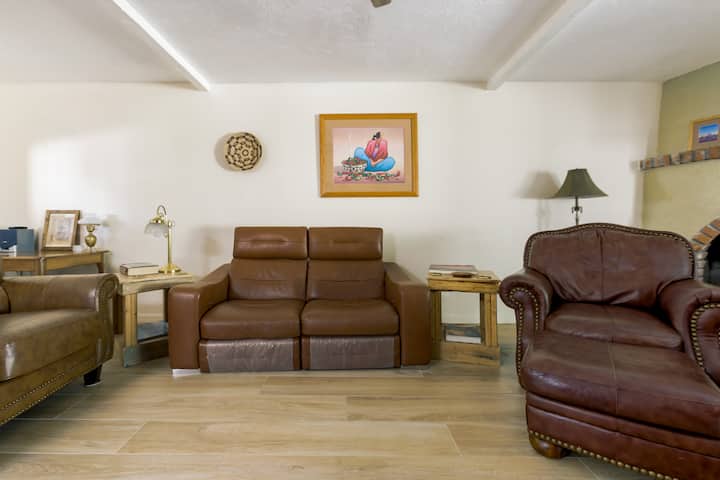 Southwestern Great Escape - Oro Valley, AZ