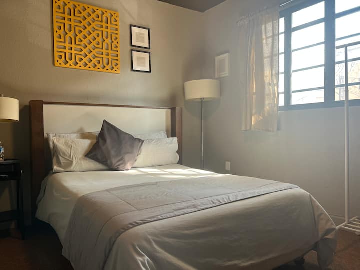 Bonita Suite Amueblada En Super Zona , Baño Propio - Mexico City