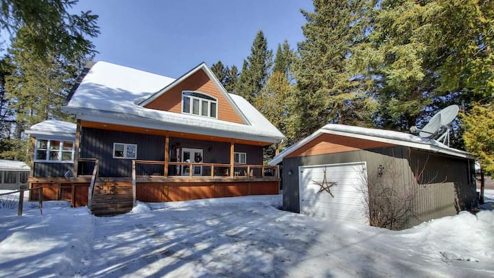 Summerville House On The Burnt River - Rosedale, ON, Canada