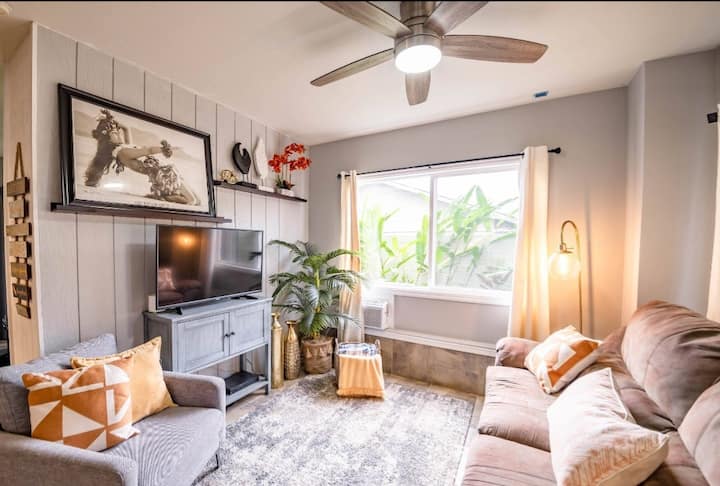 Steps From The Beach, Prime Location - Laie, HI