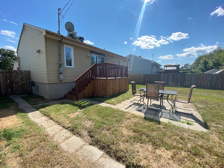 3165-chaleureuse Maison Avec Cours Clôturée! - Terrebonne