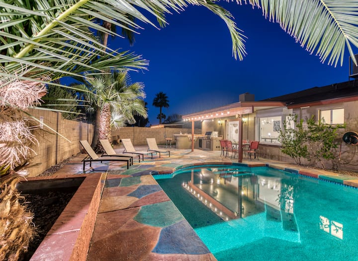 Fun Desert Getaway With Private Free Heated Pool! - Chandler, AZ