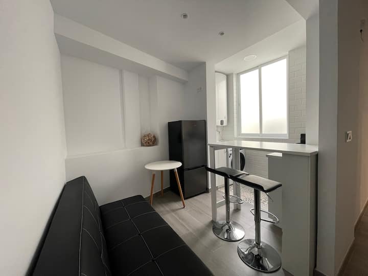 Acogedora Habitación Y Baño Privado En Granada. - Granada