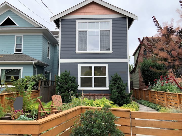 Ballard Home: Seattles Best Neighborhood - Seattle, WA