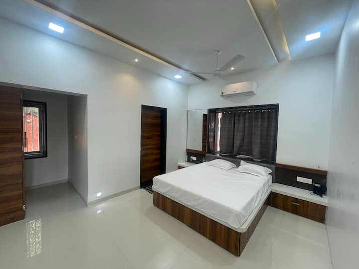 V Sindhudurg Malvan  Sea Face Villa - Malvan